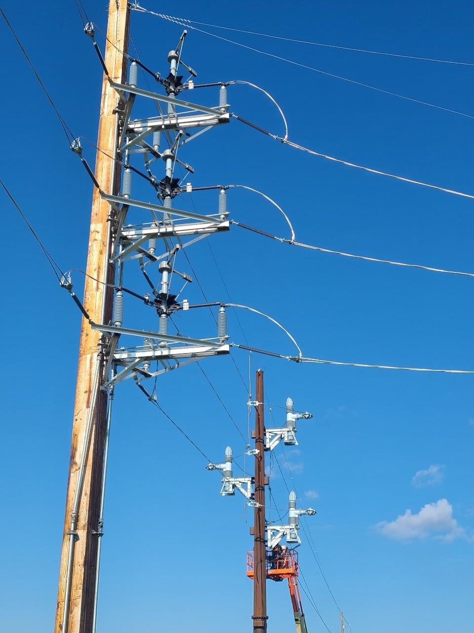 Central Power Electric Cooperative Installs Their First G&W 72.5kV ...